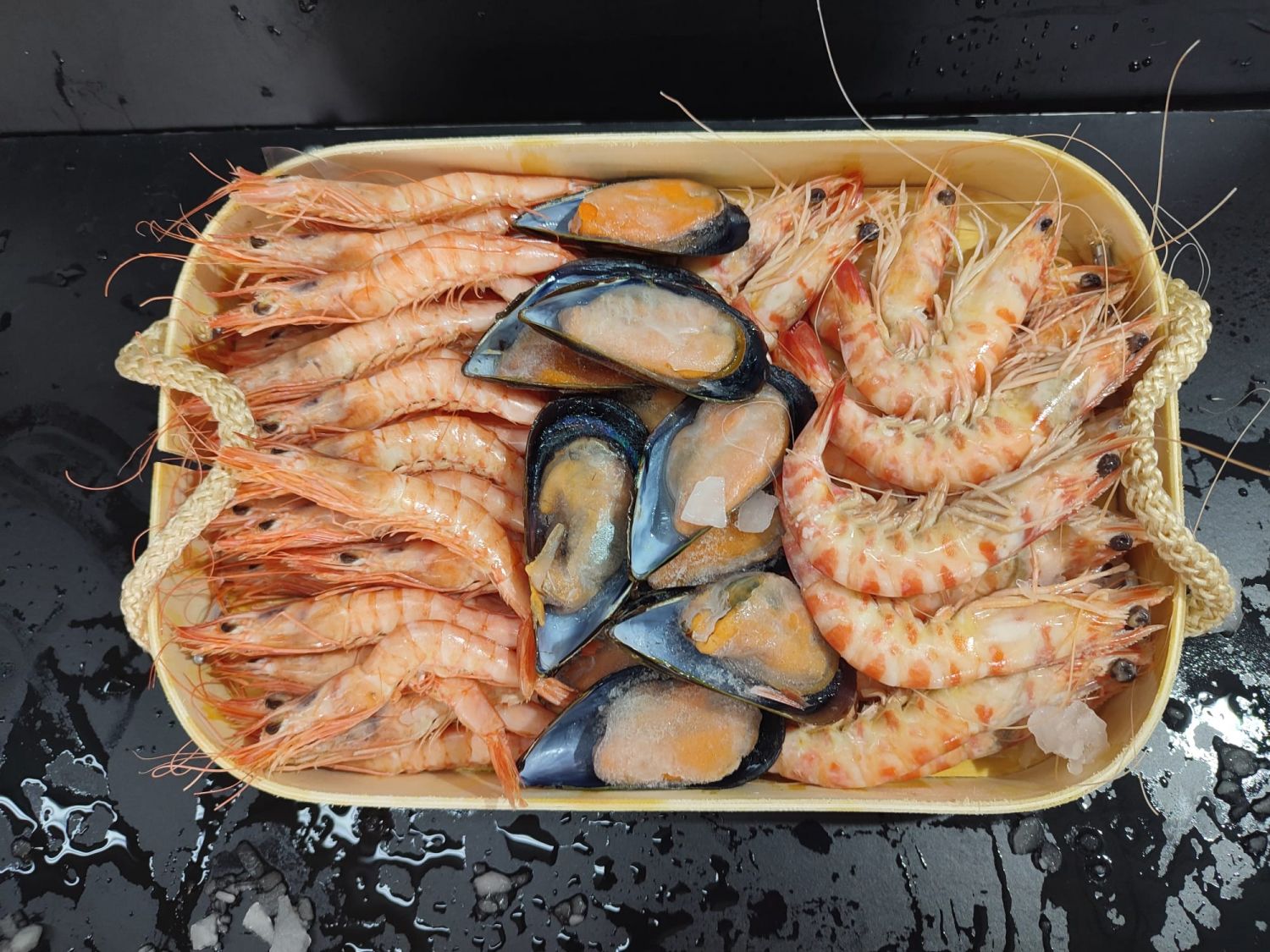 Mariscadas, Langostinos, mariscos cocidos, mariscos sevilla, cocedero ...